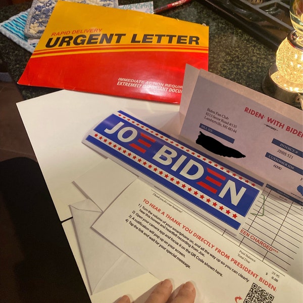 Prank Mail Glitter Pubes Prank Box Gag Gift Funny Prank Gets Sent to a ...