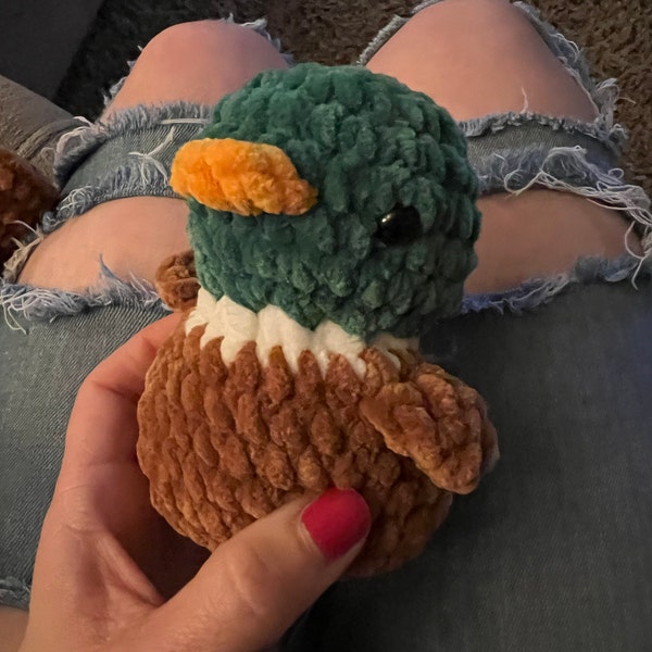 Pocket Duckling Crochet Pattern · Good Luck Duck Amigurumi Tutorial ...