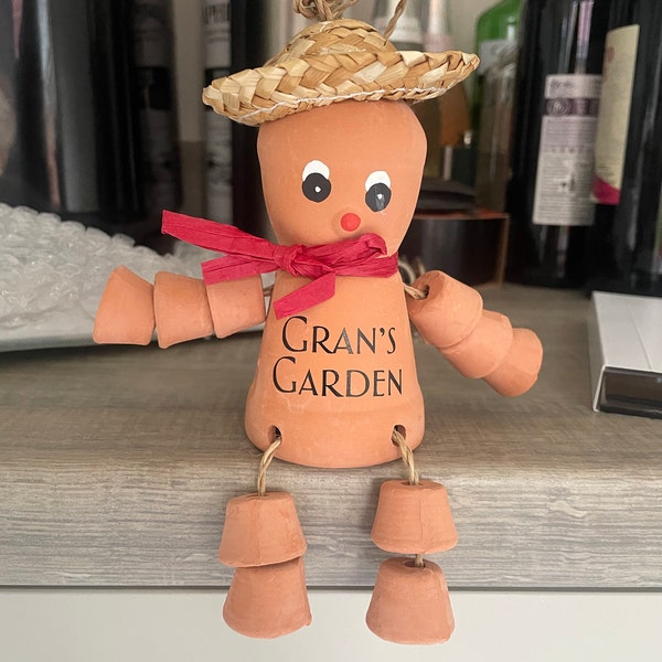 Personalised Garden Robin on Spade Handle, Mothers Day Gift Idea, Mum ...