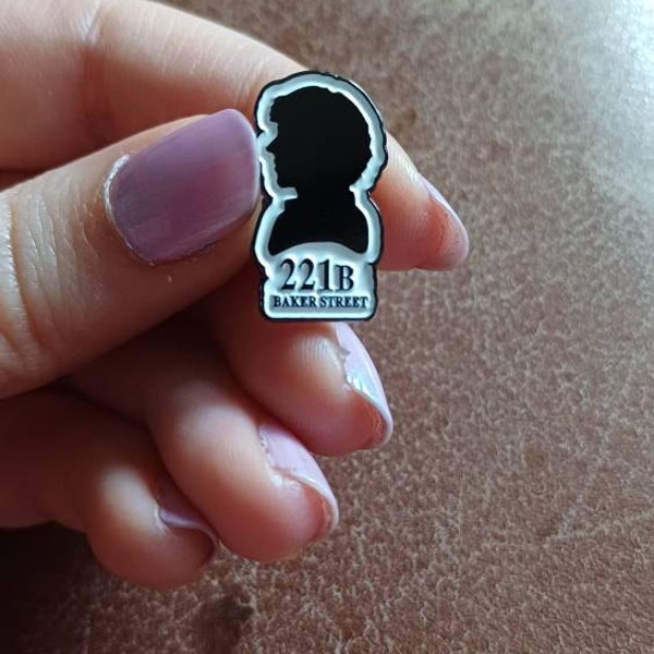 Trust Me I M the Doctor Pin (max.dim 22mm) DR WHO, Tardis, Police Box ...