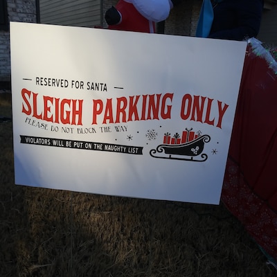 Santa Sleigh Parking Only Sign SVG, Funny Christmas Sign, Christmas ...
