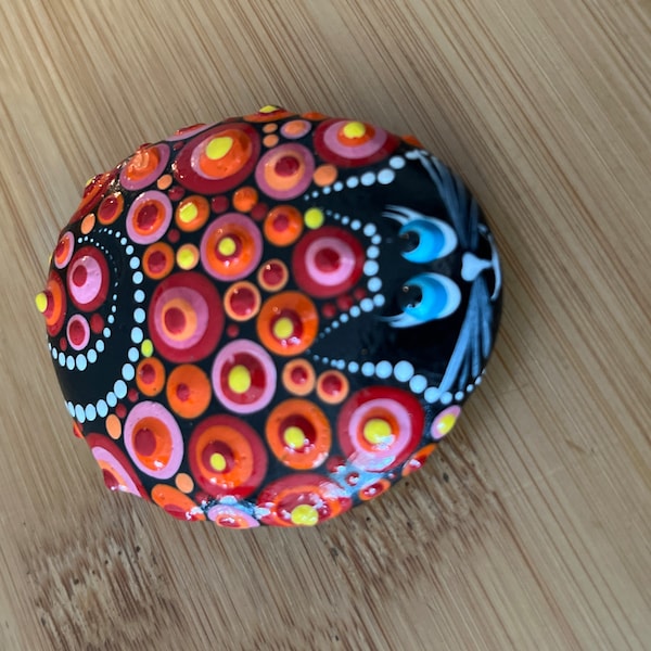 Set of 2 Cats Painted on a Stone, Mamma and a Baby Cat, Fairy Garden ...