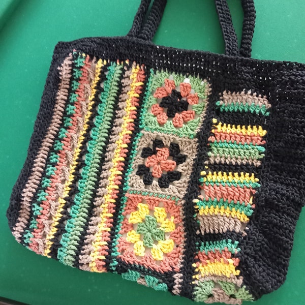 Granny Square Crochet Tote Bag Pattern: Colorful Afghan Shoulder Bag ...