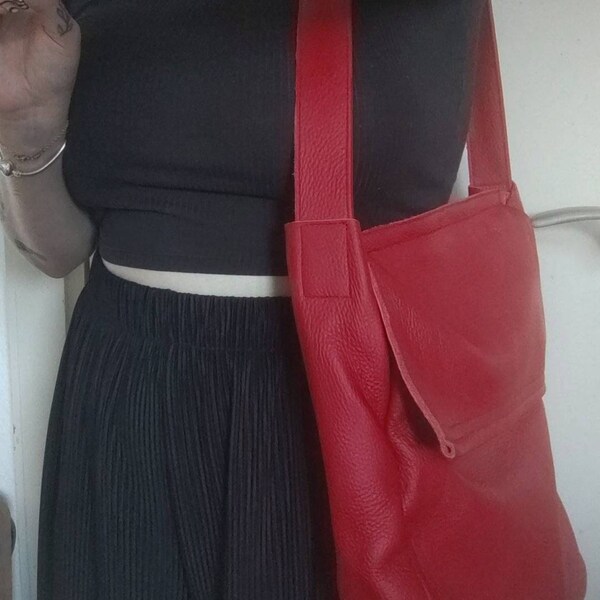 Red Leather Tote Bag: Minimalist Structured Handbag - Etsy