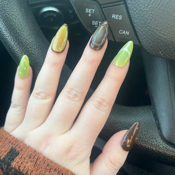 3D Multi-color Press on Nails: Freestyle Faux Acrylic Gel Nails - Etsy