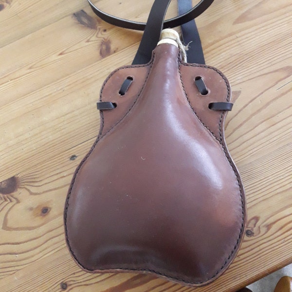 600ml - Premium Handmade Leather Flask, Eco-friendly, Alcohol-safe ...