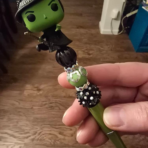 Wicked Pen | Elphaba Pen | Glinda Pen | Wizards of Oz Collectables ...