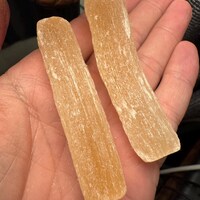 Que Sera Tumble Stone - Etsy