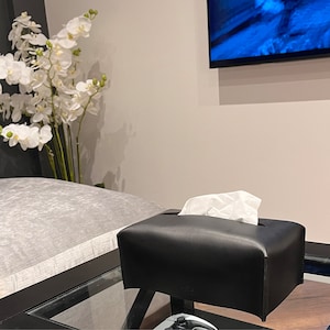 The Sniff Leather Tissue Box Cover - Etsy