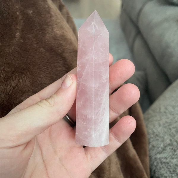 Rose Quartz Towers Crystal Obelisk Natural Crystals Tower Point Wand ...