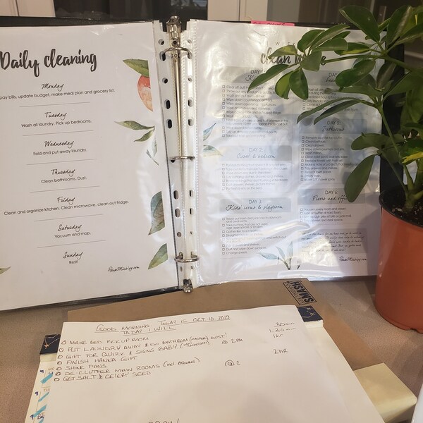 Weekly Planner Printable | Month at a Glance | to Do + Errands List ...