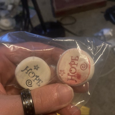 CUSTOM WORRY STONES, Your Logo, Personalized Words & Dates. What Do You ...