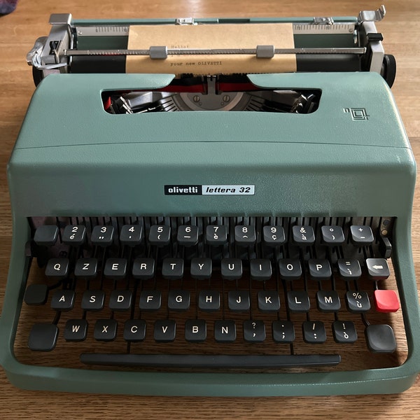 OLIVETTI LETTERA 22 1961 Made in Italy Blue Manual Portable Perfect ...