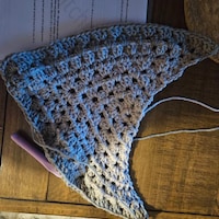 The Lesley Pocket Shawl Crochet PATTERN - Etsy Canada