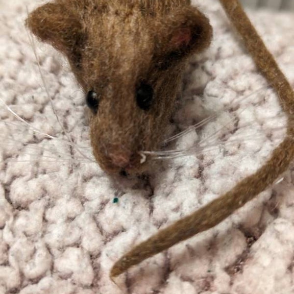 Needle Felted Life Size Mouse, Brown Mouse, Mouse Statue, Fibre Art ...