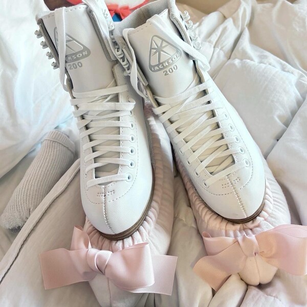 Pale Pink W/ Bows Super Puffy Ice Skate Skating Soakers Blade Covers ...