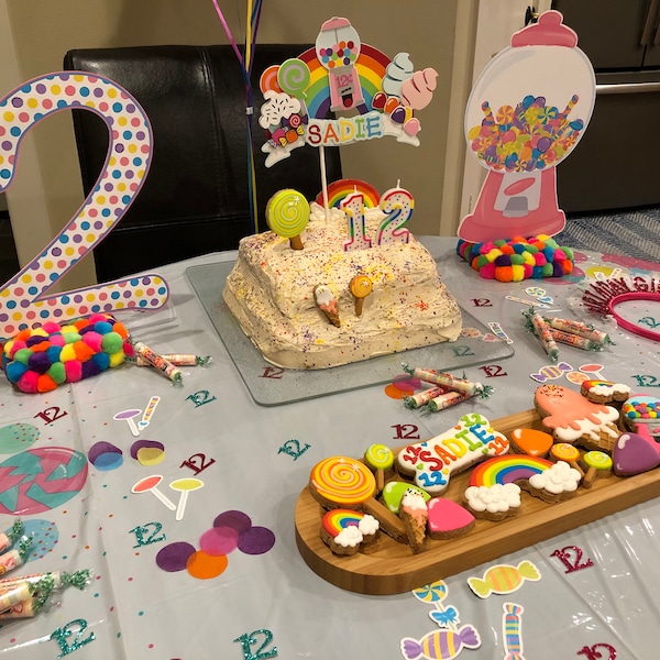 Candy Tabletop Centerpieces: Sweet One Birthday Supplies, Candy Girl ...
