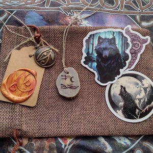 Small Werewolf Auspice Antler Slice Pendants - Etsy Canada