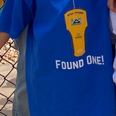 The Stud Finder Dad Joke Jokes Funny Gift Humor Construction Unisex ...