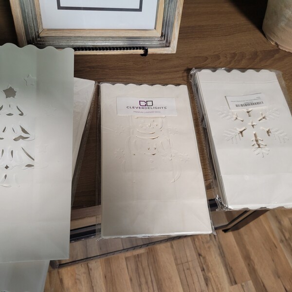 20 White Luminary Bags Snowflake Design Christmas, Holiday, Wedding and ... 20 White Luminary Bags Snowflake Design Christmas, Holiday, Wedding and ...