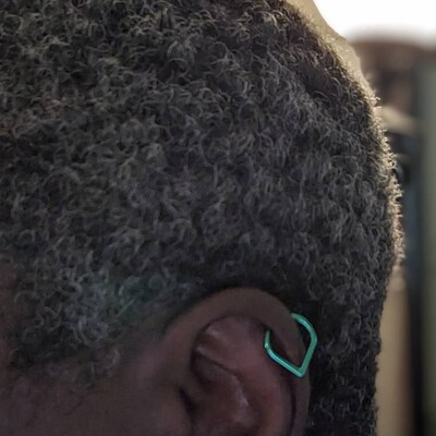 Large Spike Vertical Labret Jewelry, Angel Fangs Piercing Curved ...