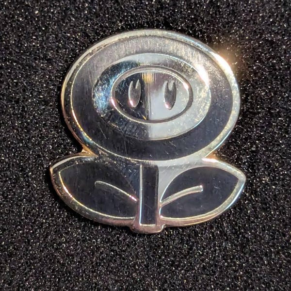 PREDACKLES - Predator + Knuckles Enamel Pin - Etsy