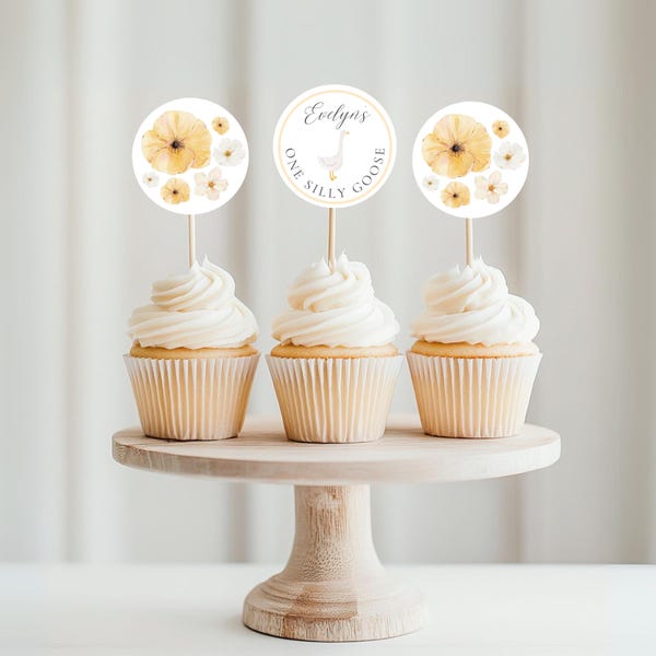 3 Cupcake Topper Mockup - Cupcake Mockup - Topper Mockup - Circle ...
