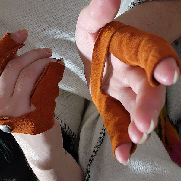 Hand Stitching Finger Guard PDF Pattern | Leather Finger Protectors ...