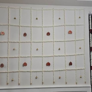 Pack of 50 Rajnigandha/tuberose Flower Bunch With Marigolds, Haldi ...