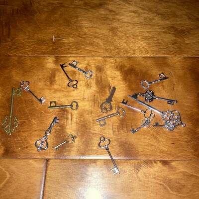 Silver & Brass Replica Vintage Keys Skeleton Key Antique Gate Church ...