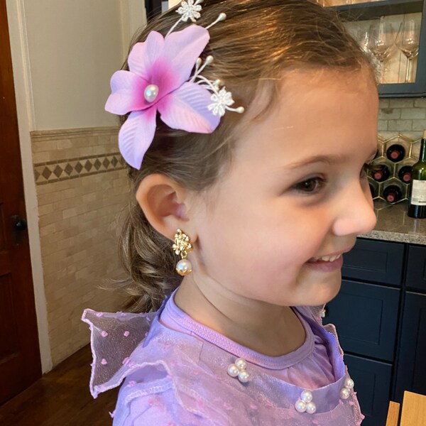 Isabella Madrigal Flower Earrings, Isabella Clip on Earrings, Encanto ...