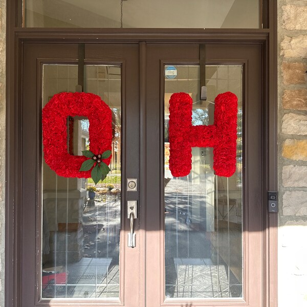 THE Official OSU Block O Wreath With Over 100 Red Silk Carnations, Real ...