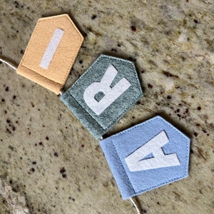 Felt Banner small With Custom Lettering Personalized Flag - Etsy