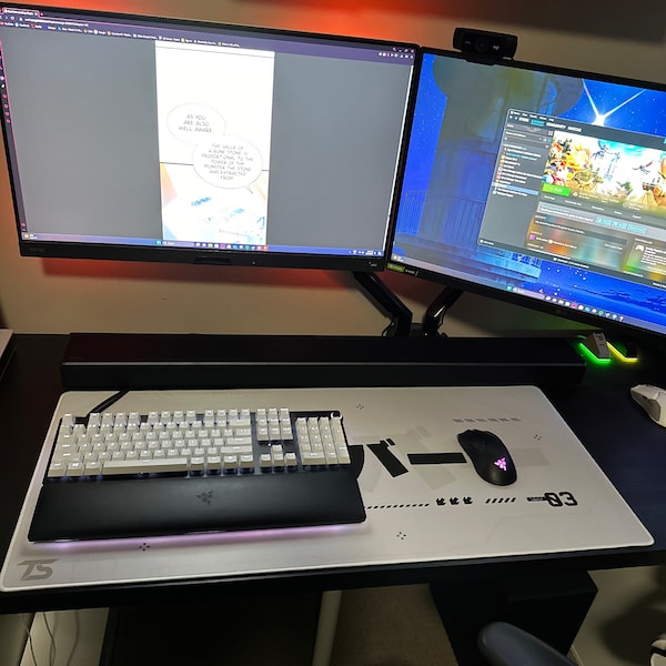 Techsource Mousepad - Cyber White | 900x400/800x300 | Stitched Edges | Nonslip Rubber Base ...