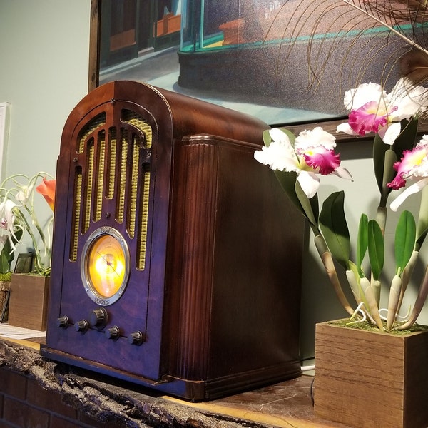 Vintage Cool 1948 Emerson Radio Model 1003 Now A Bluetooth Speaker Free ...