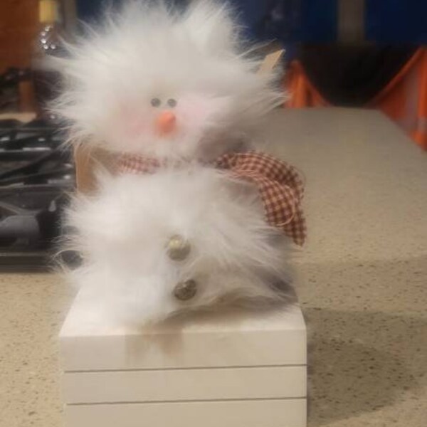 Fluffy Little Fuzzy Snowman | Shelf Leaner/sitter | 7 Inches Tall ...