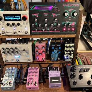 Vertical Desktop Pedalboard / Effects Pedal Stand / Guitar Pedals ...