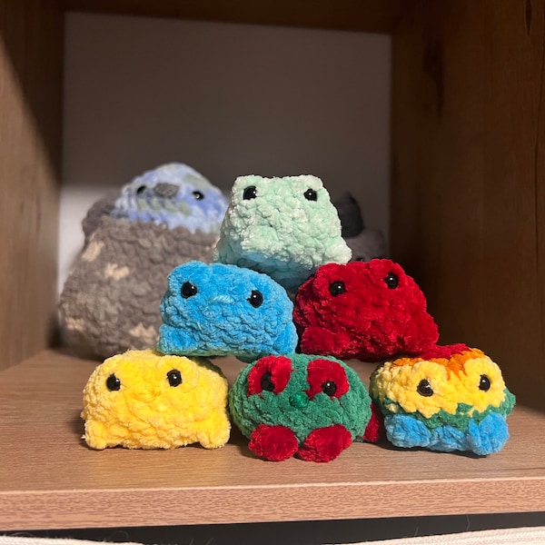No-sew Crochet Mini Stackable Frogs PDF PATTERN | Chunky Frogs Pattern ...