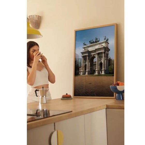 Video Frame Mockup With Person, DIN A Wall Art Reel Mockup Video, 1x1 ...