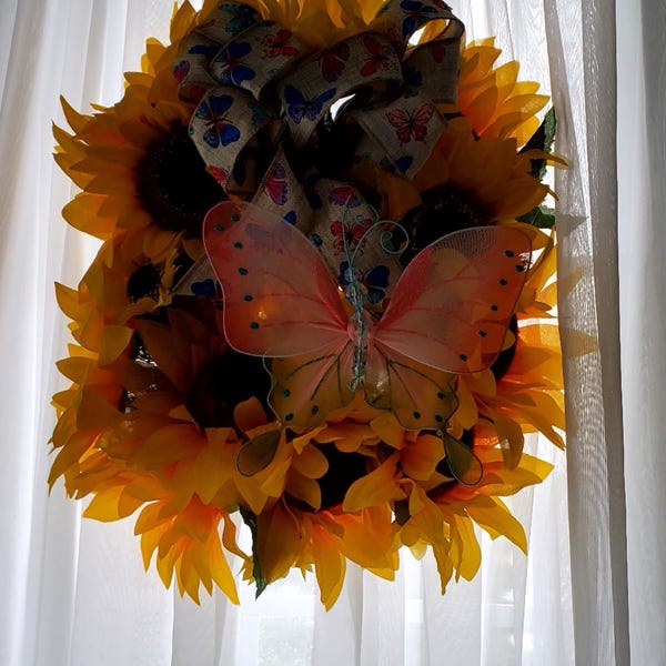 Sunflower Mini Wreath, Small Sunflower Wreath for Apartment, Large ...