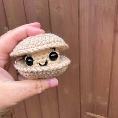 PATTERN: Low Sew Cleo the Clam Pattern Amigurumi Clam Pattern Crocheted ...