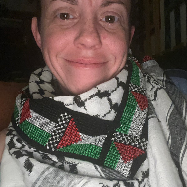 Traditional Kufiya With Flag - Keffeyeh - Kuffiya, Kefeyah, Palestine ...