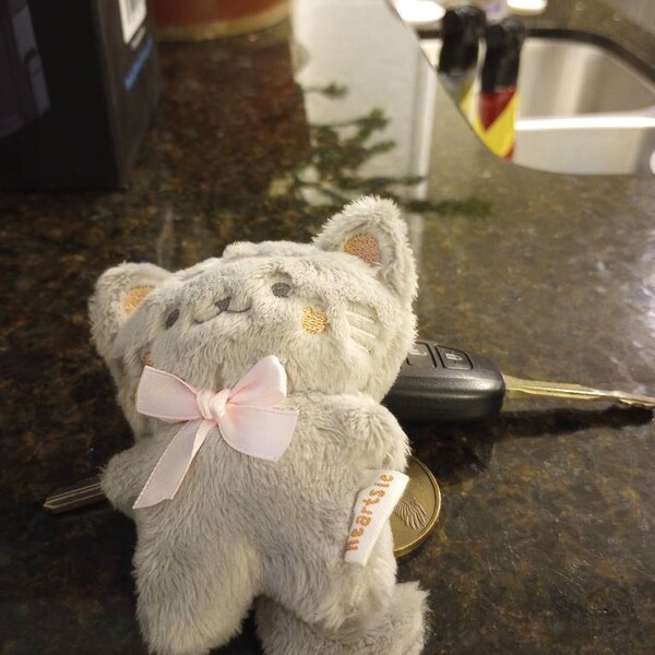 Pepper Cat Plush Keychain | Kawaii Cat Keychain, Plush Keyring, Plushie ...