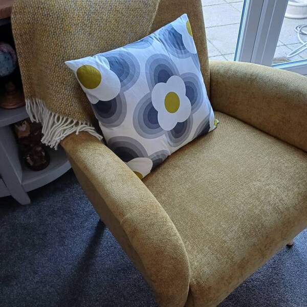 Raspberry Pink and Sage Green Illusion Weave Pure New Wool Blanket ...