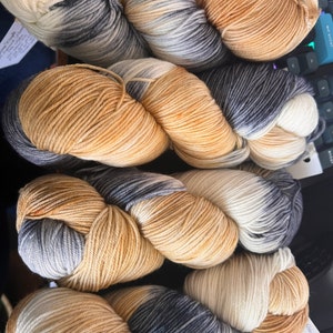 Toe Beans, Sock Club, 85/15 Superwash Merino/nylon Blend, 480 Meters ...