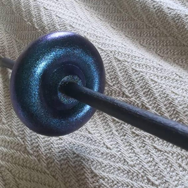 Emerald Dragon Sparkle Drop Spindle - Blue Green Gold Shifting Colors ...