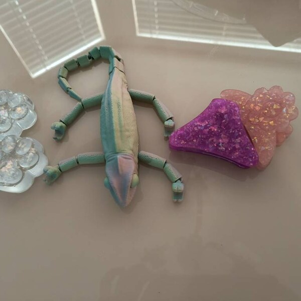 Nostalgic Lizard Keychains - Etsy