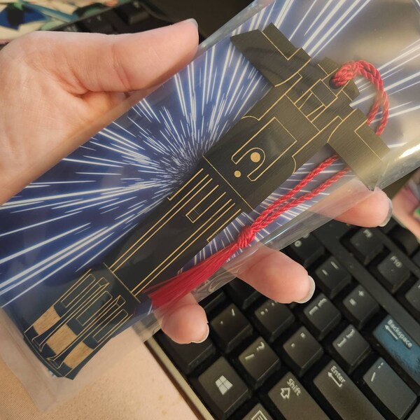 TARDIS Phone Stand - Doctor Who Smart Phone Docking Station - Works for ...