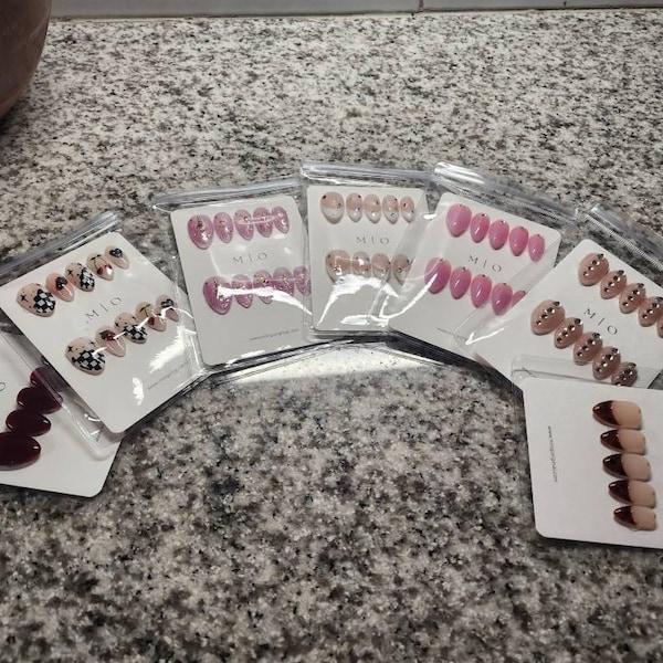 Miss Red Velvet Japanese Art Nail Press On Nails Glue On Cat Eye Nails Reuse Nails Jelly