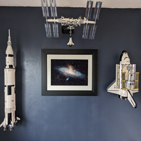 Wall Mounting Kit for Displaying Apollo Saturn V Rocket - Etsy